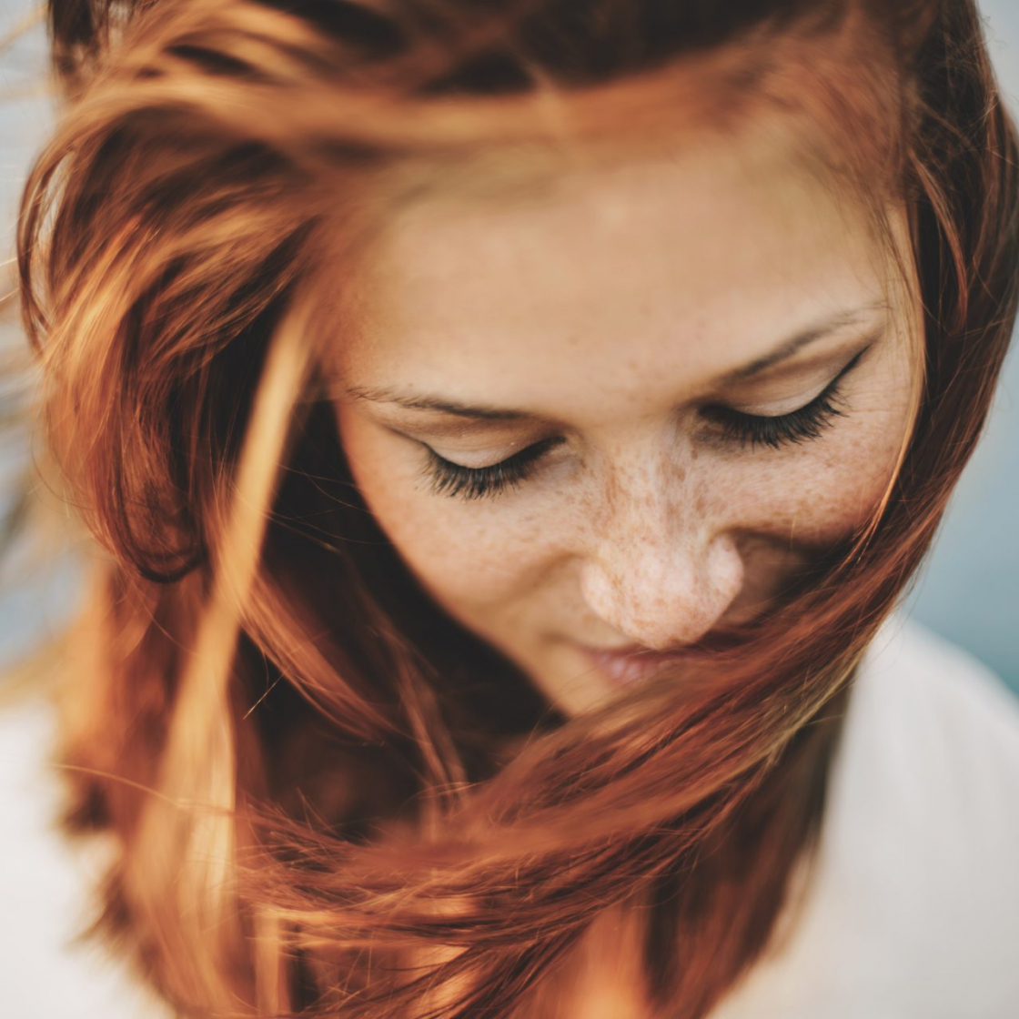 Rosewood Balayage Is The Hot New Autumn Hair Trend For 2021
